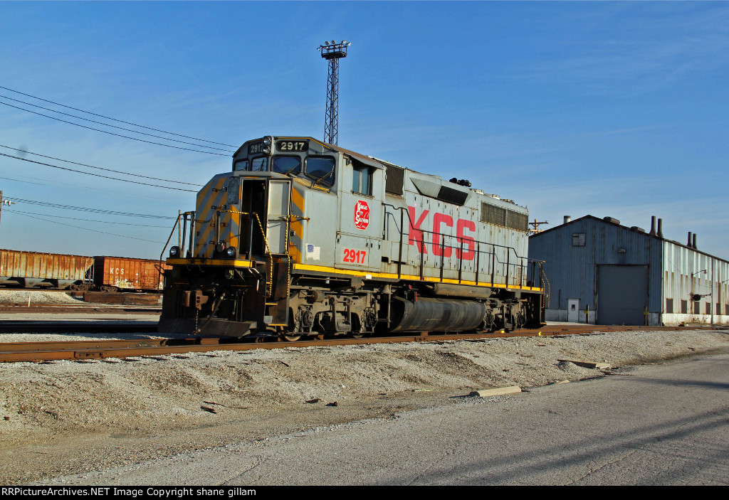 KCS 2917 Sits silent on the fuel rack.